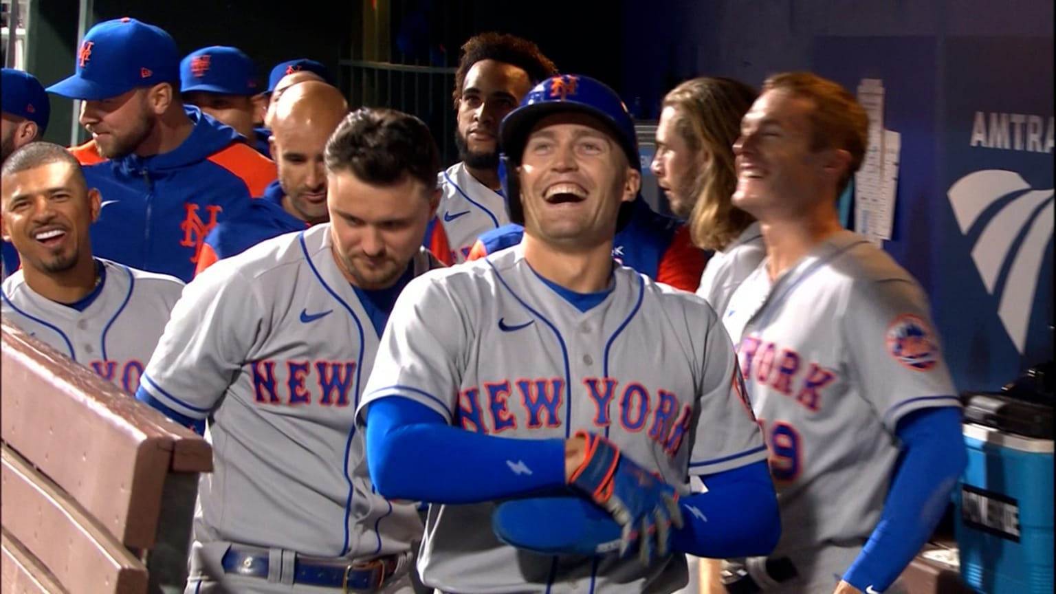 The Mets comeback win makes the Play of the Day NFT | 05/05/2022 | MLB.com