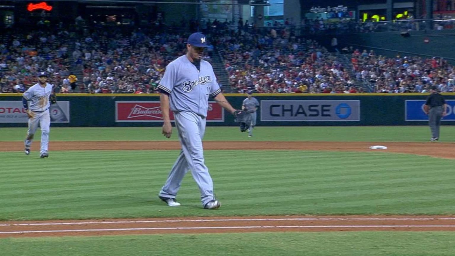 Garza earns the win | 08/06/2016 | MLB.com