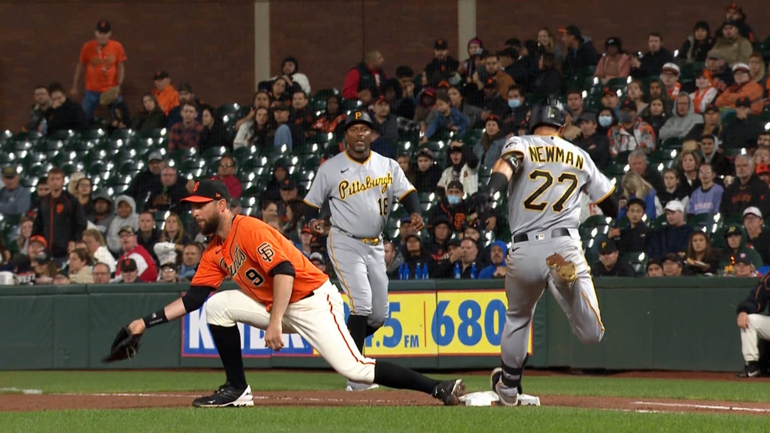 Brandon Crawford gets Kevin Newman after a review | 08/12/2022 | New ...