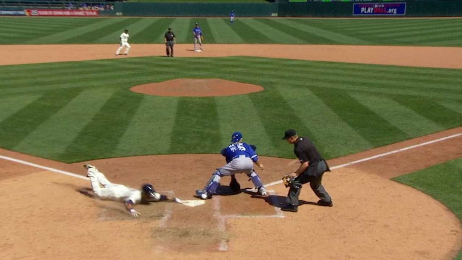 Santana's game-tying double | 05/21/2016 | Minnesota Twins