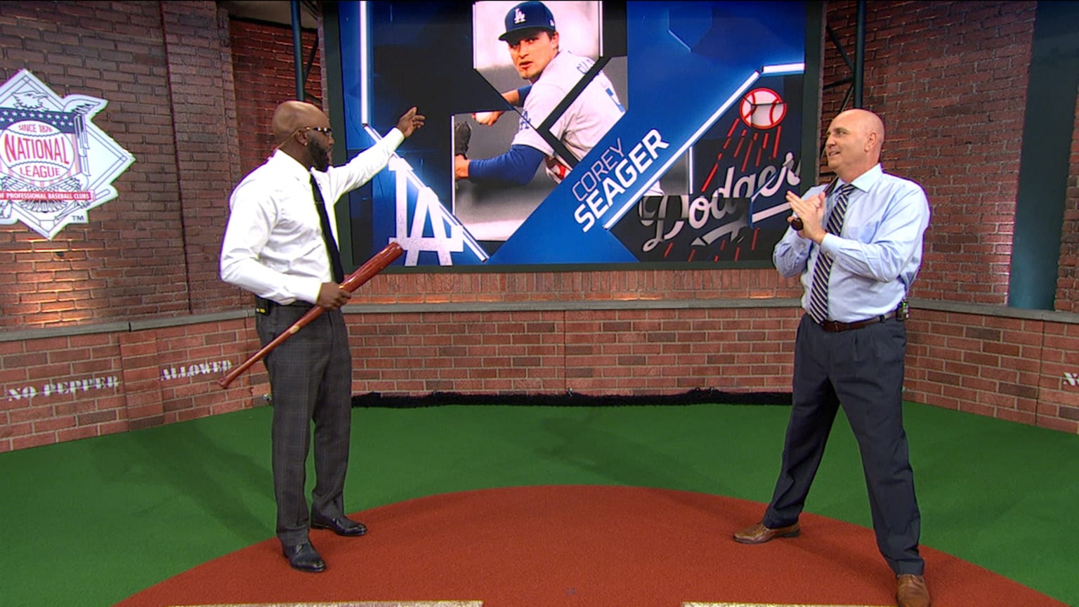 MLB Tonight breaks down Corey Seager's smooth swing | 10/05/2020 | Los ...