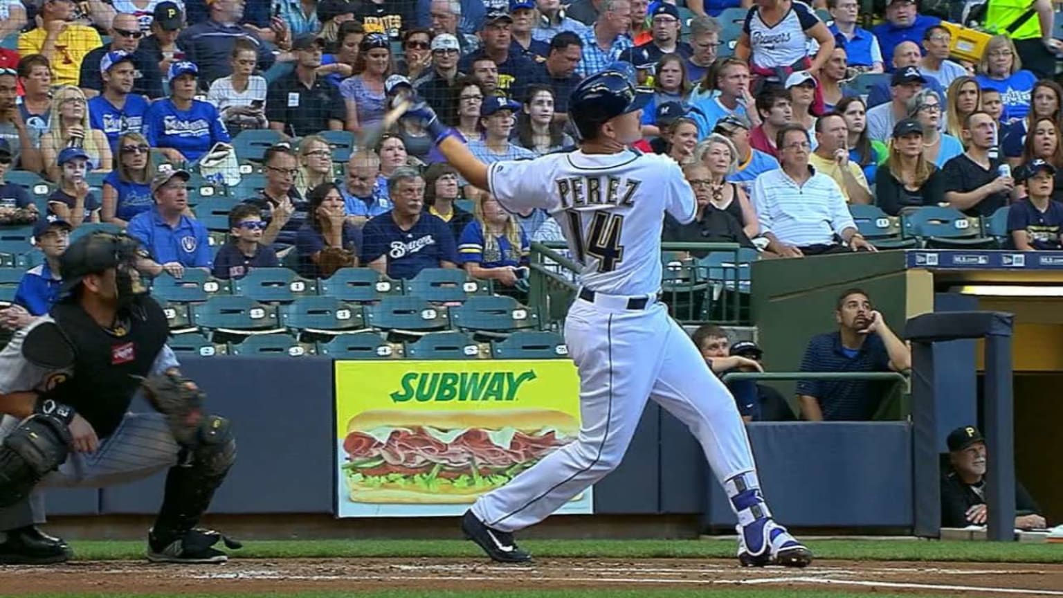 Carter, Perez excel at the plate | 08/01/2016 | San Diego Padres