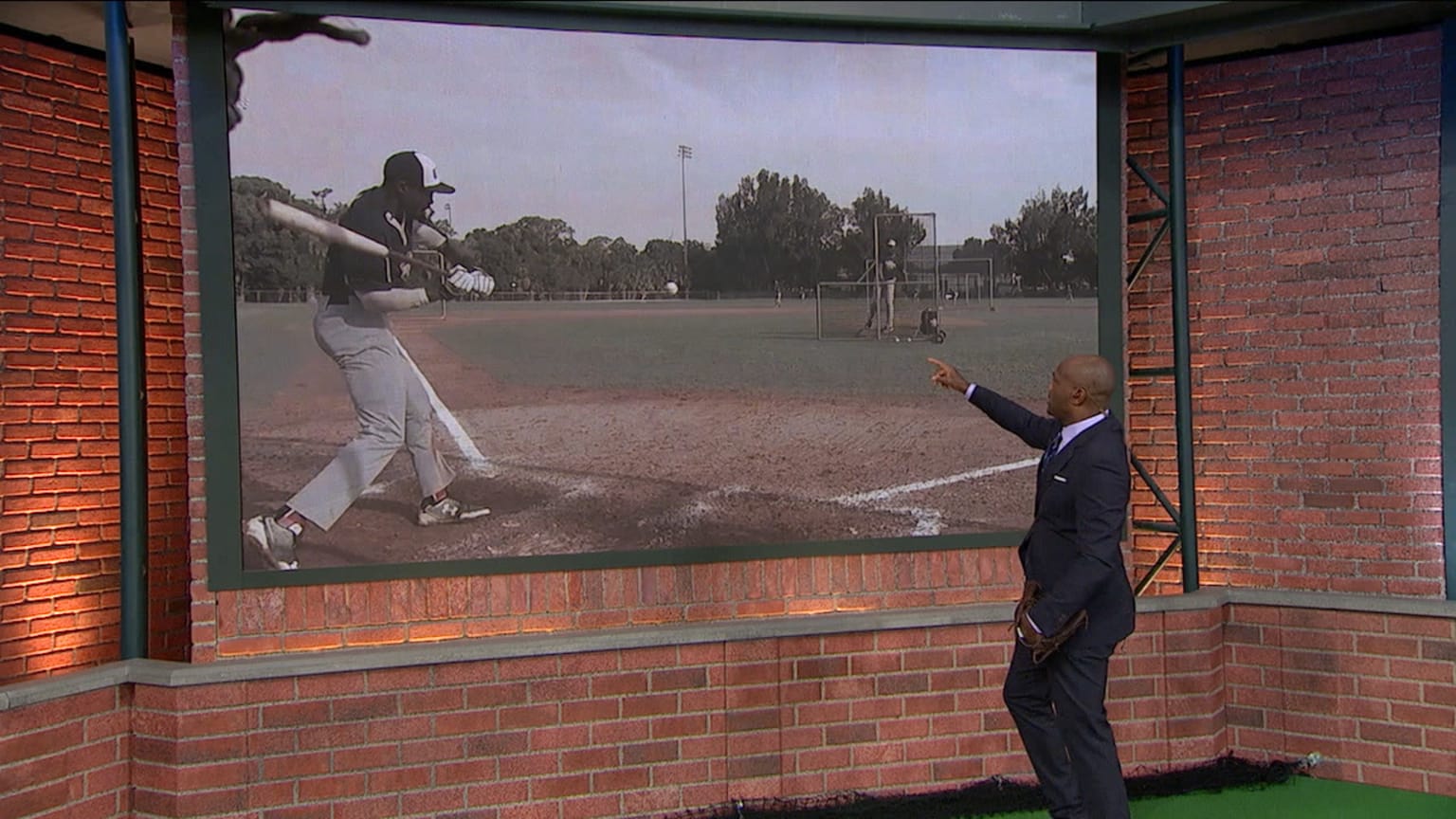 Breaking down MLB Draft prospect Ed Howard | 06/08/2020 | MLB.com