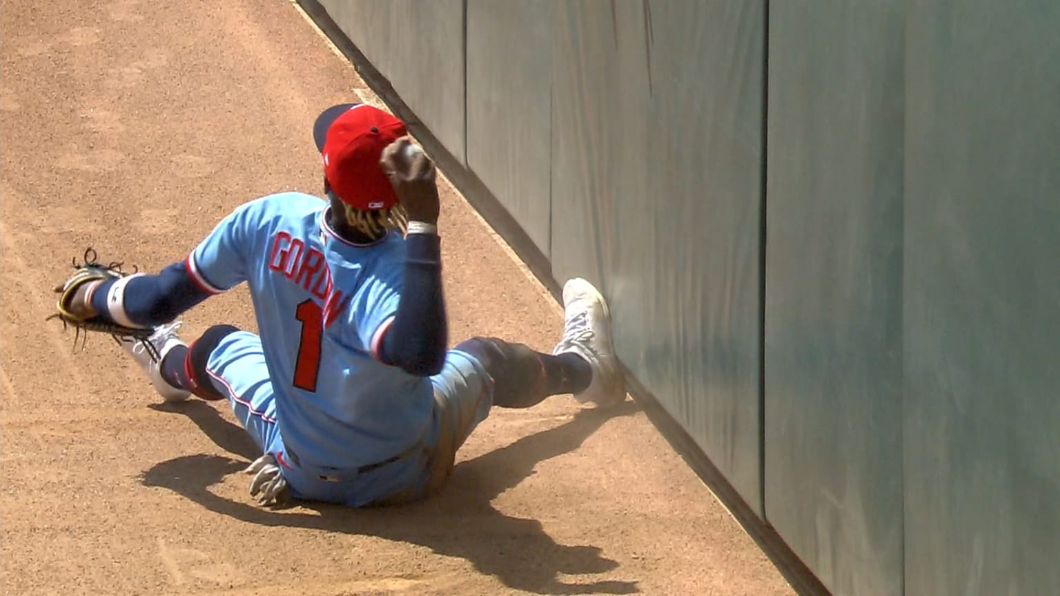 Gordon robs Witt Jr. of hit with great diving grab | 08/17/2022 | New ...