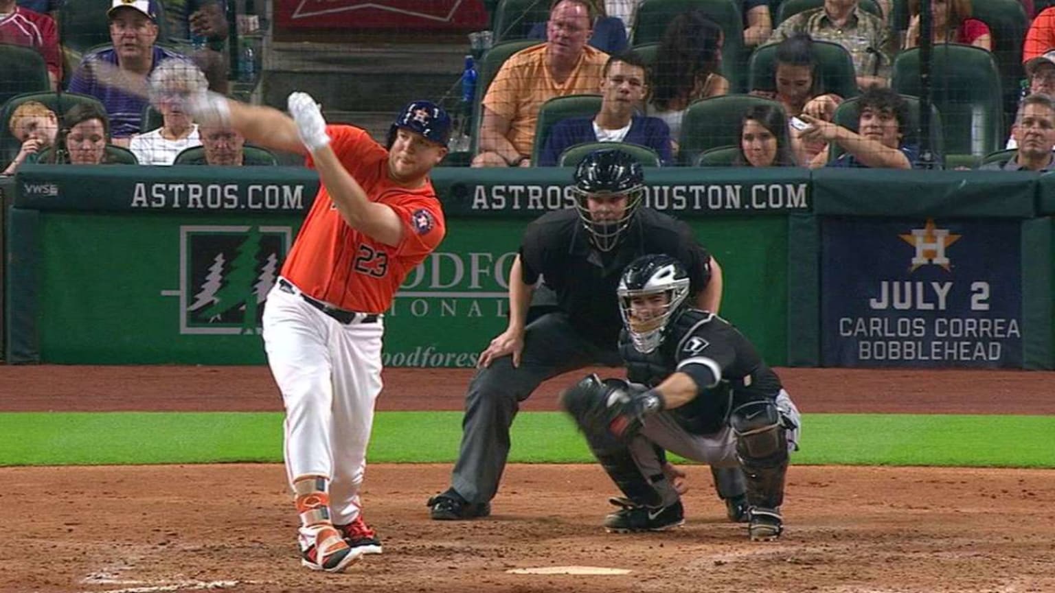 CWS@HOU: Reed earns first career hit with a single | 07/01/2016 ...