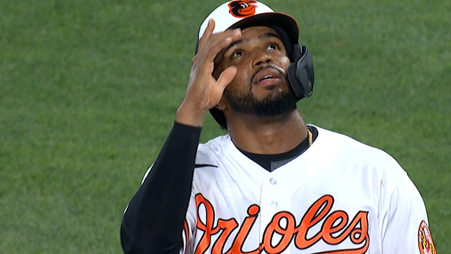 Kelvin Gutierrez works a walk to put the O's in front | 08/25/2021 ...