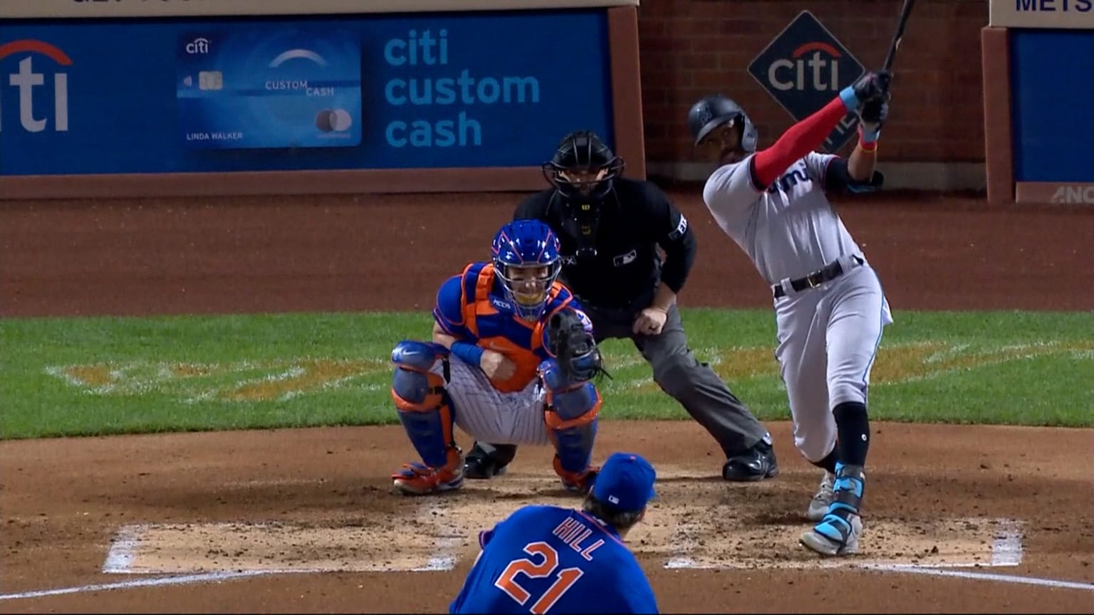 Lewis Brinson launches a two-run homer to left field | 09/30/2021 ...