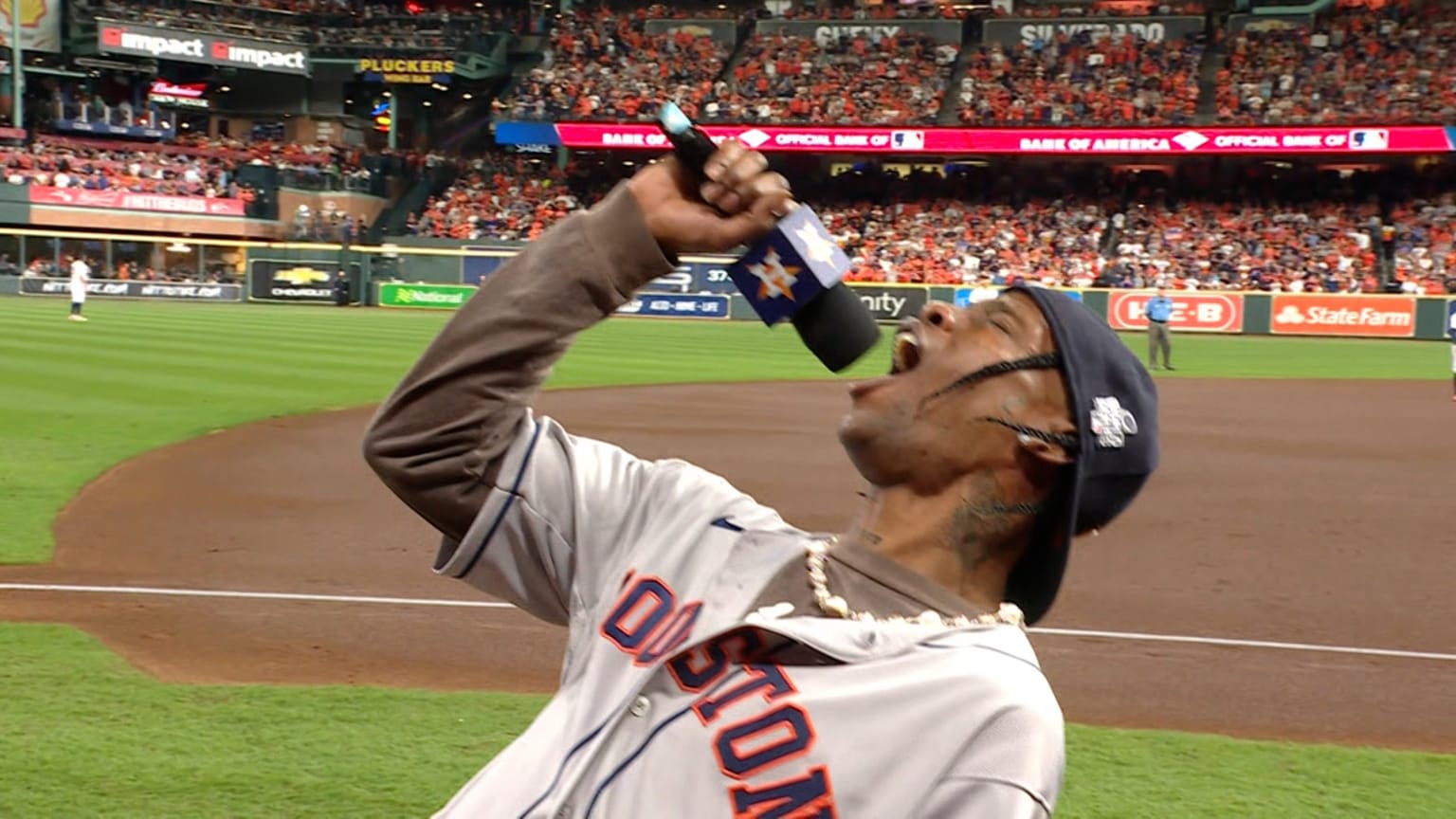 Travis Scott gets Houston hyped by saying Play Ball | 11/02/2021 | MLB.com