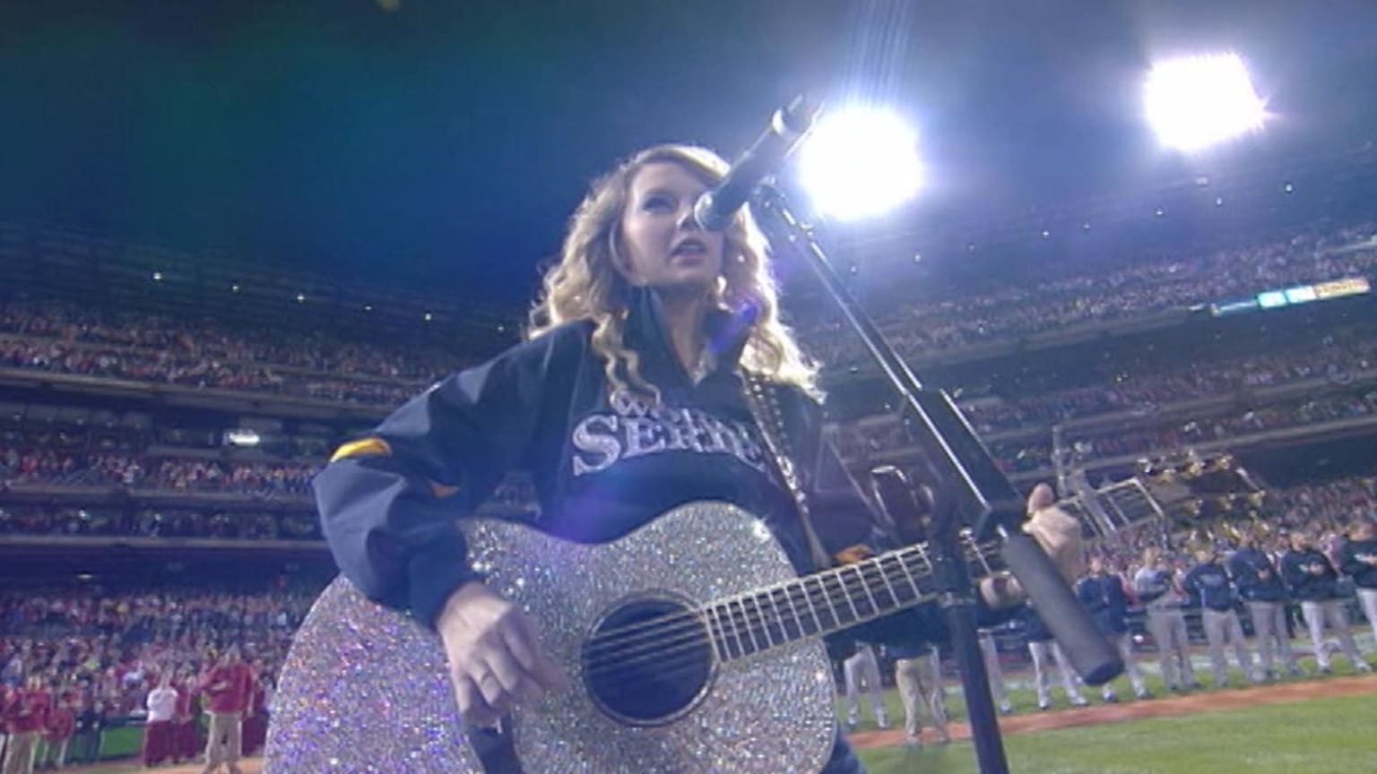 2008 WS Gm3: Taylor Swift sings the national anthem | 10/25/2008 | New ...