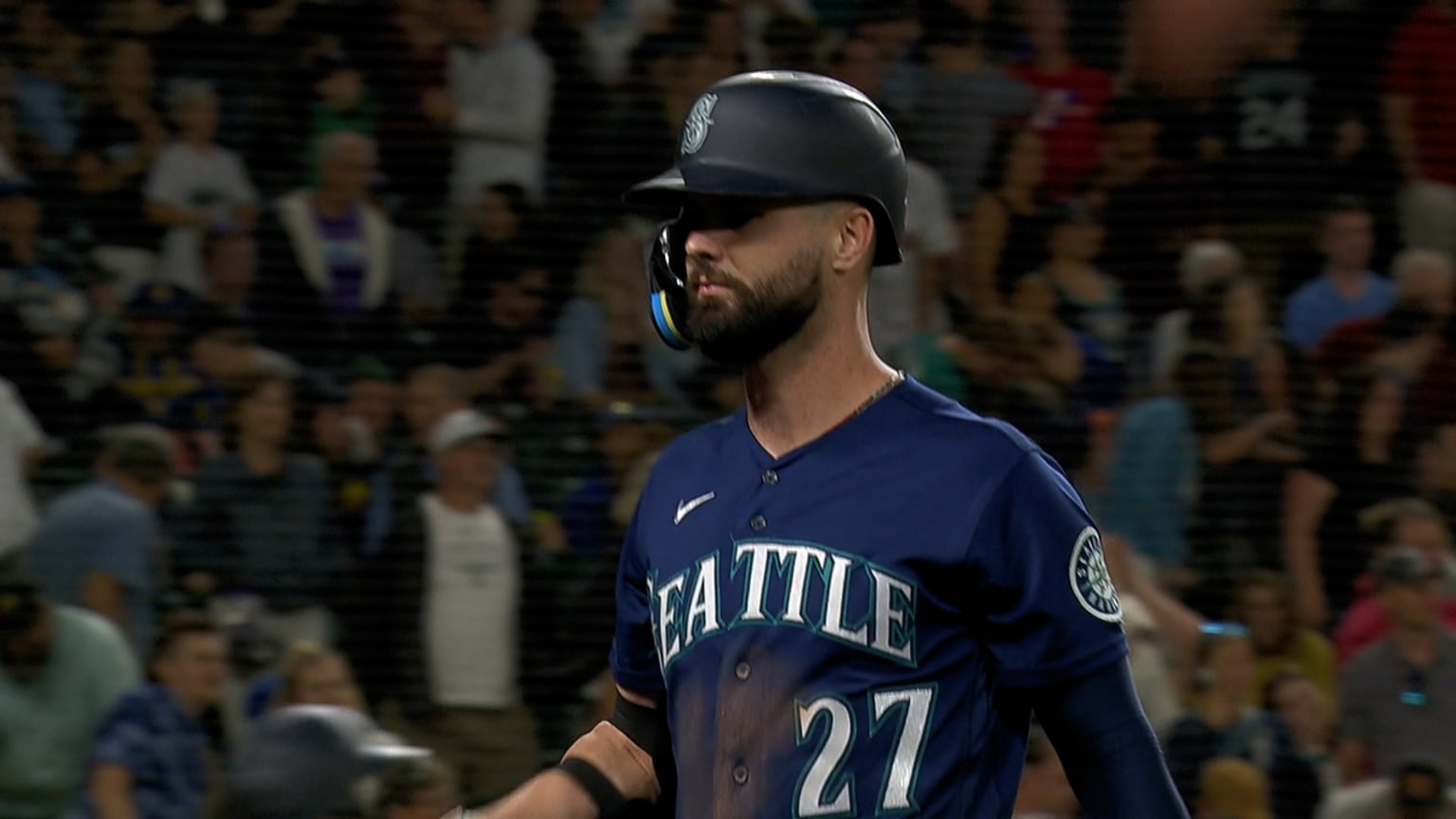 Jesse Winker flies out with the bases loaded | 07/01/2022 | Seattle ...