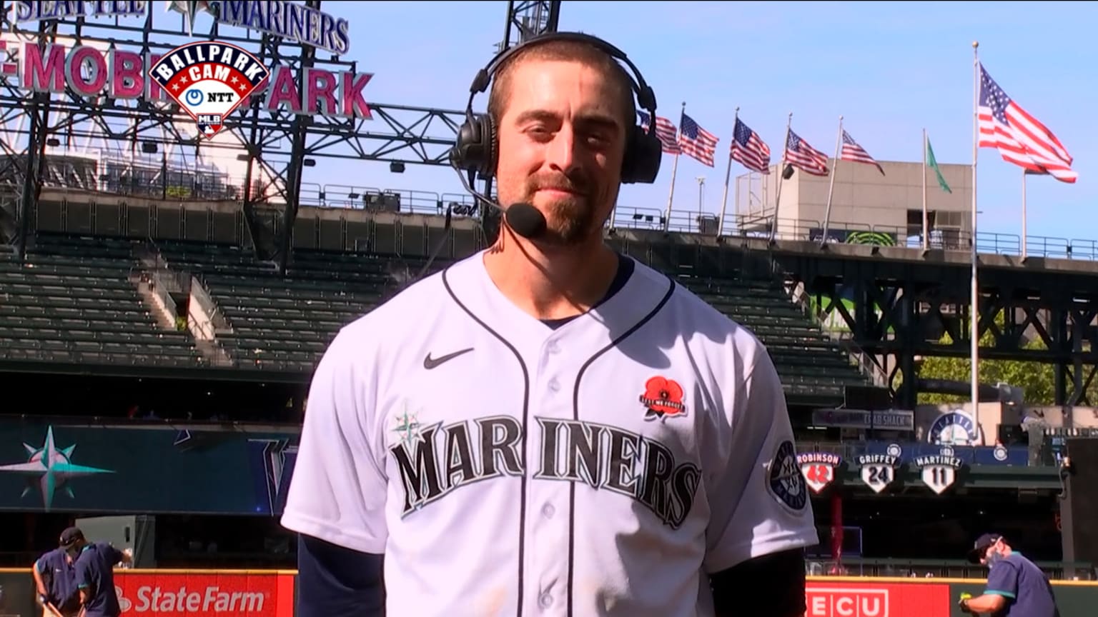 Tom Murphy on the walk-off hit for the Mariners | 06/01/2021 | Seattle ...