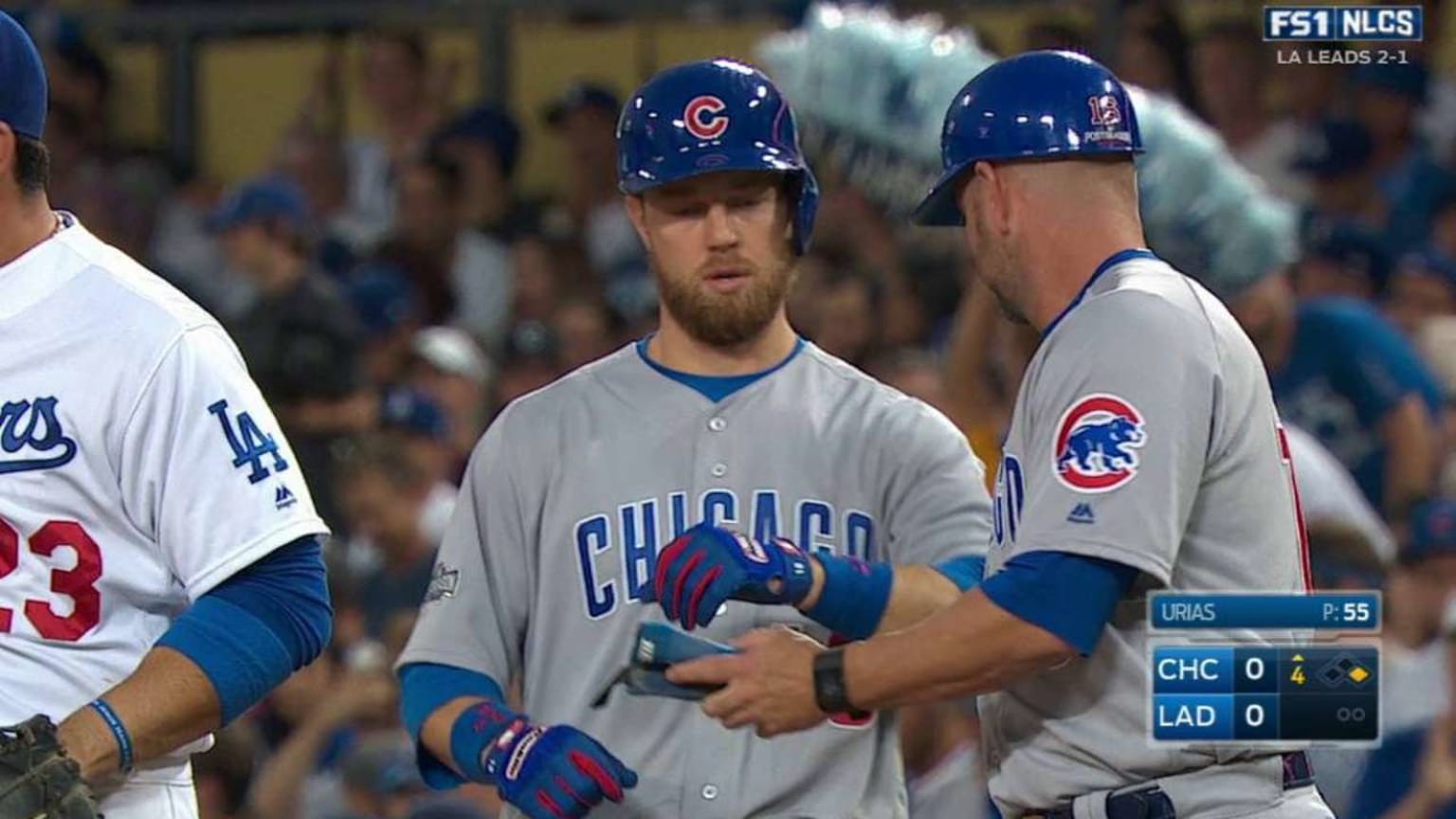 NLCS Gm4: Zobrist drops down a bunt single | 10/19/2016 | MLB.com