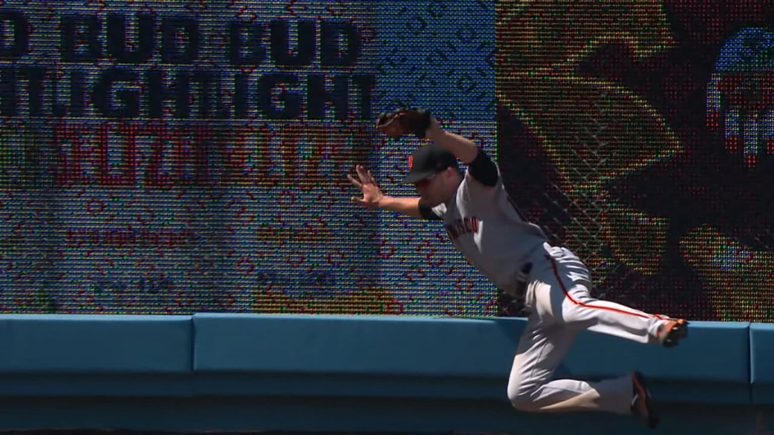 Austin Slater twists, spins and falls for the catch | 07/25/2020 ...