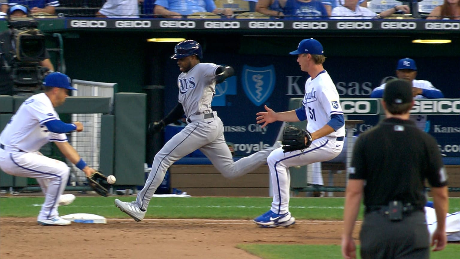 Roman Quinn singles after confirmed call in the 6th | 07/23/2022 ...