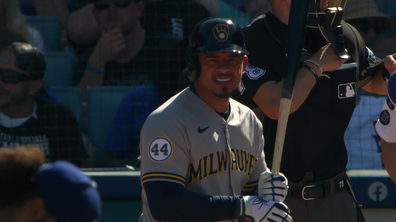 Escobar lines 26th double of the season for an RBI | 10/03/2021 ...