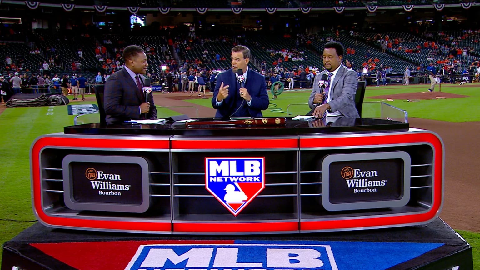 MLB Tonight: How the Braves set up on defensive side | 10/28/2021 | MLB.com