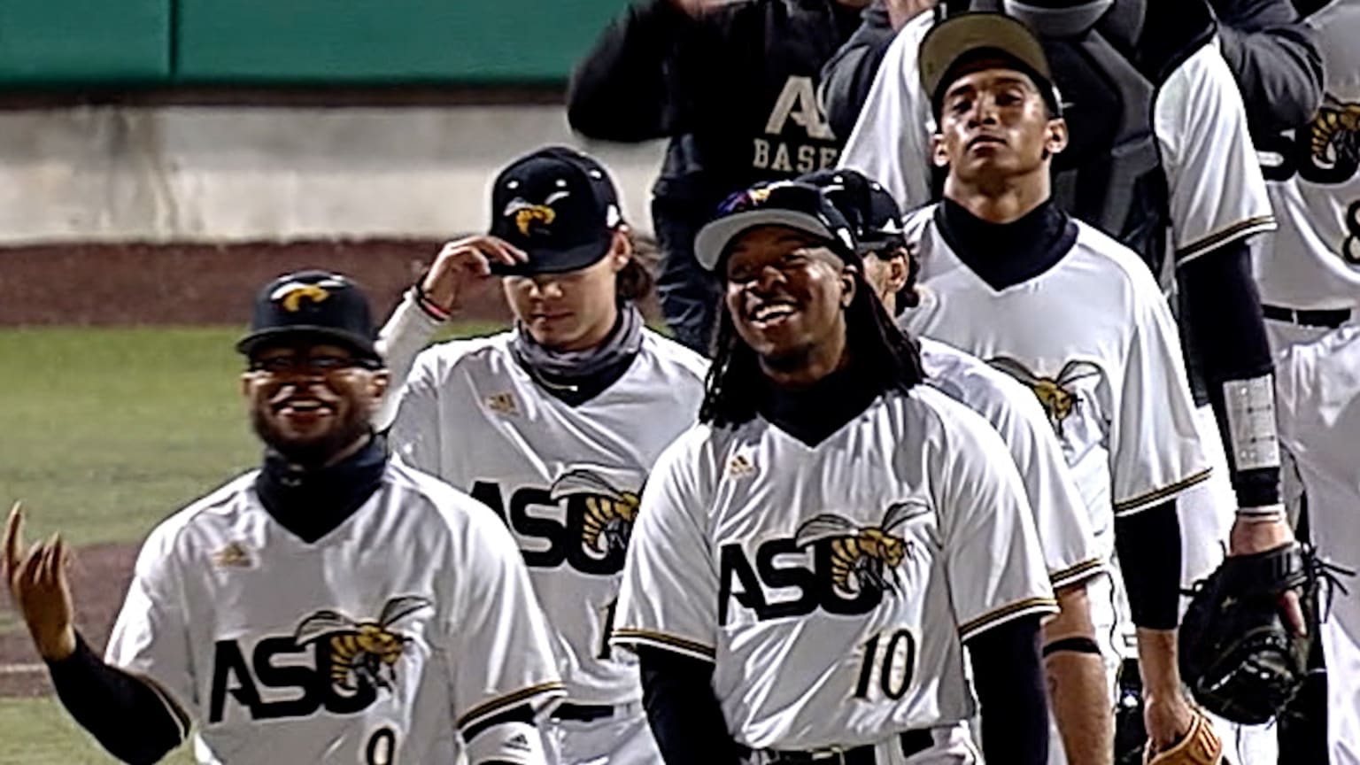 Payton Harris pitches 3 innings to earn the save | 02/20/2022 | Seattle ...