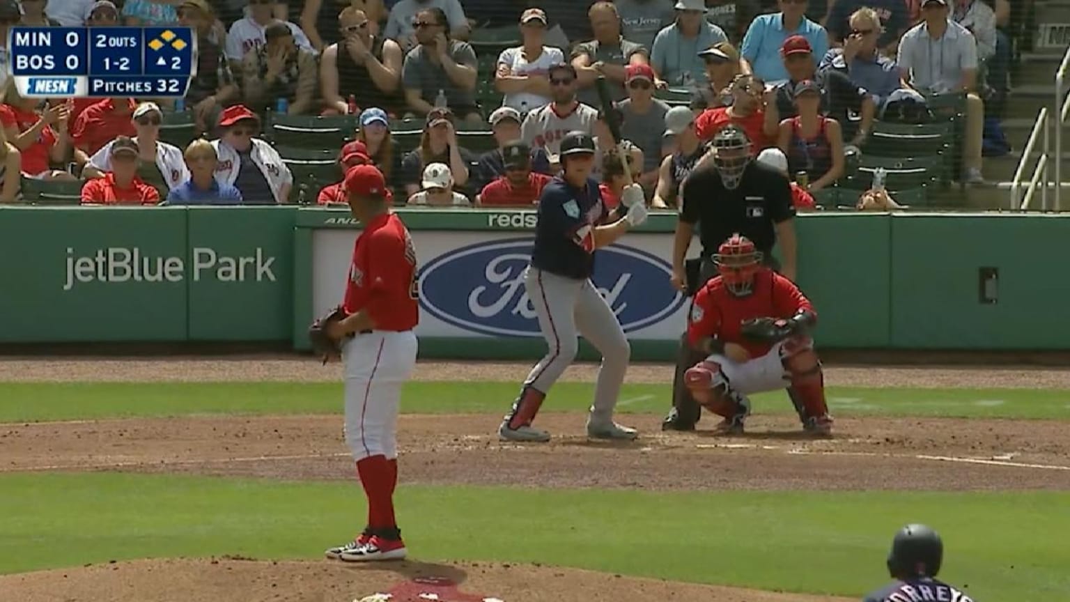 MIN@BOS: Hernandez escapes bases-loaded jam with a K | 03/03/2019 ...