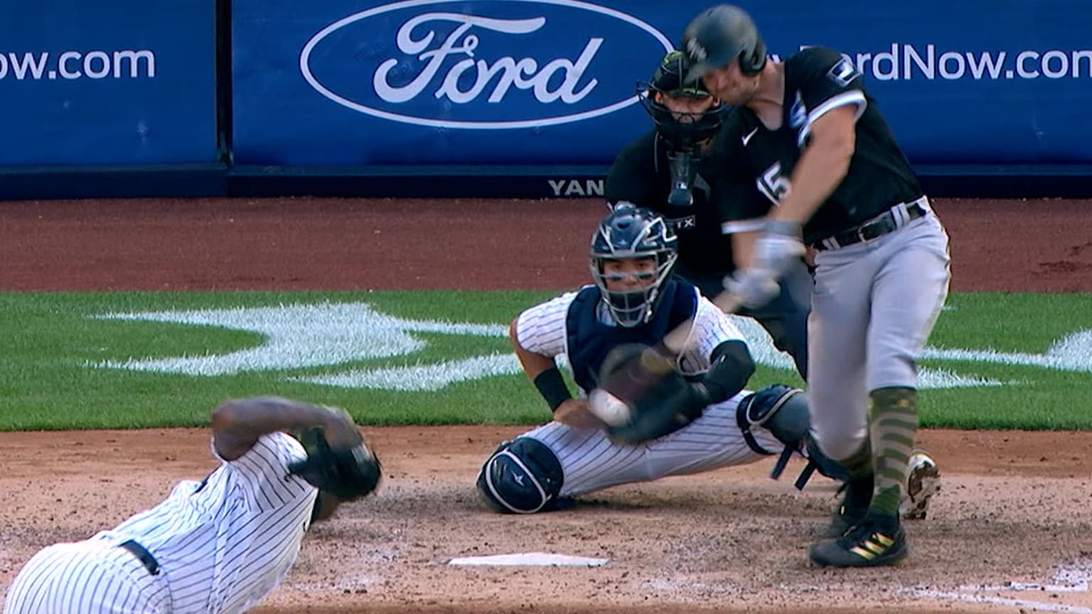 Adam Engel lines an RBI double to left field | 05/22/2022 | Chicago ...