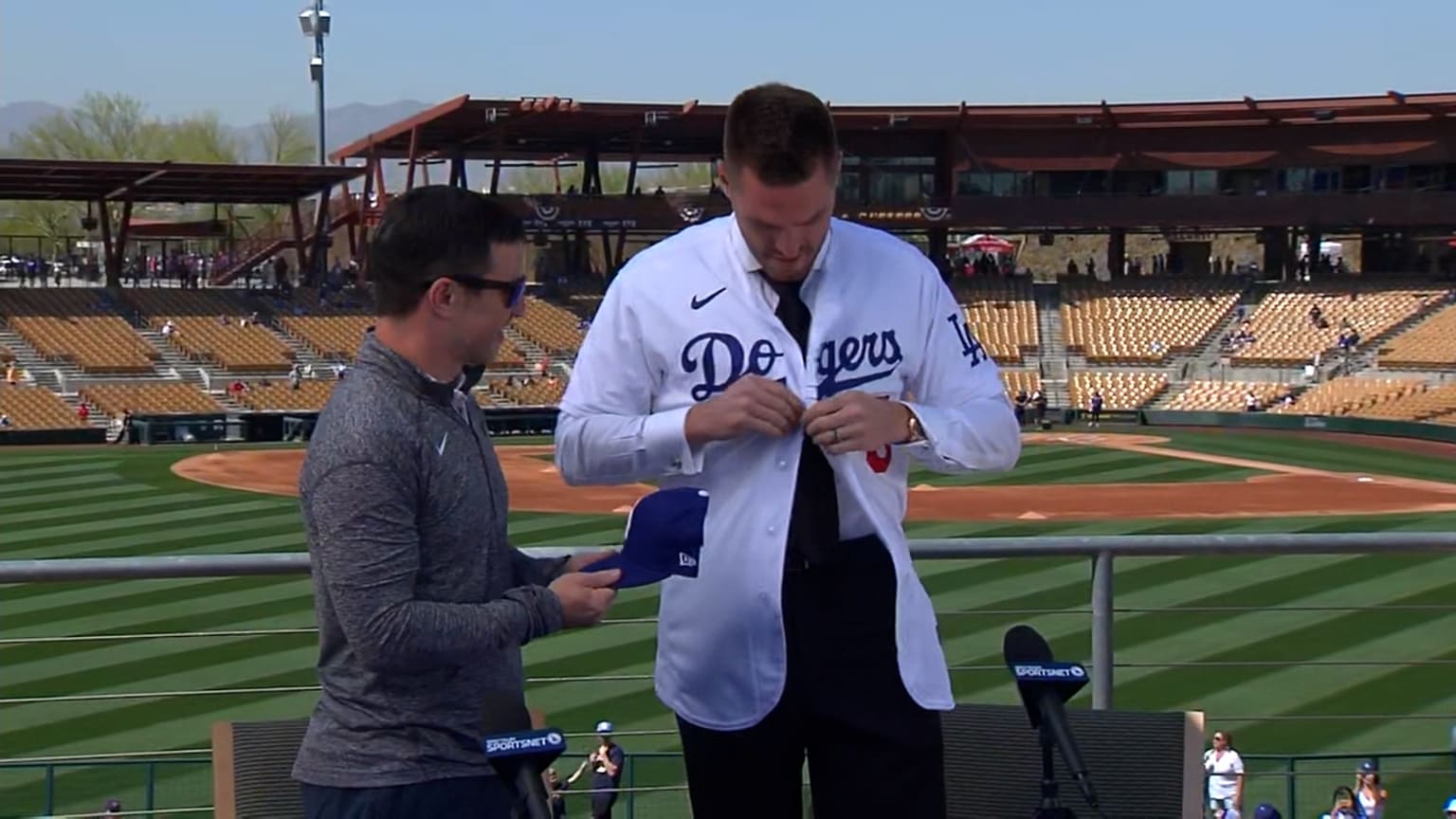 Freeman discusses free agency, joining Dodgers | 03/18/2022 | MLB.com