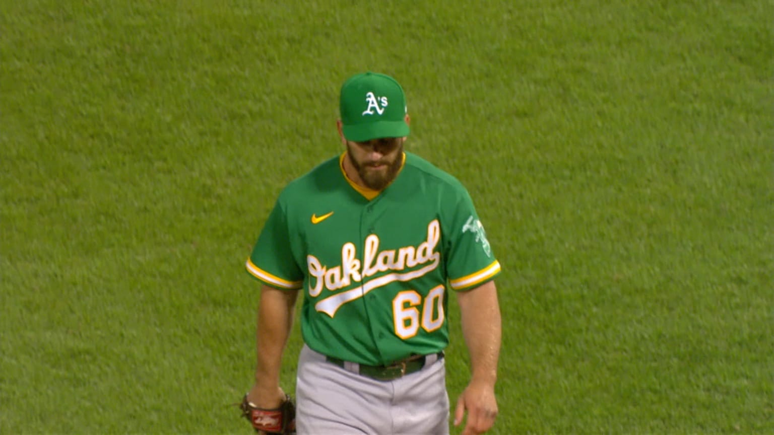 Sam Moll strikes out the side in relief outing | 06/15/2022 | Athletics