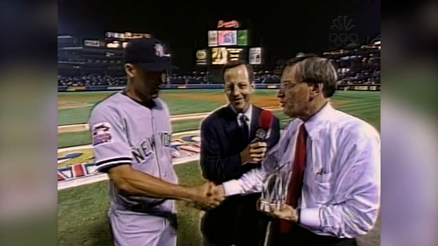 Jeter leads the American League to victory | 07/15/2022 | MLB.com