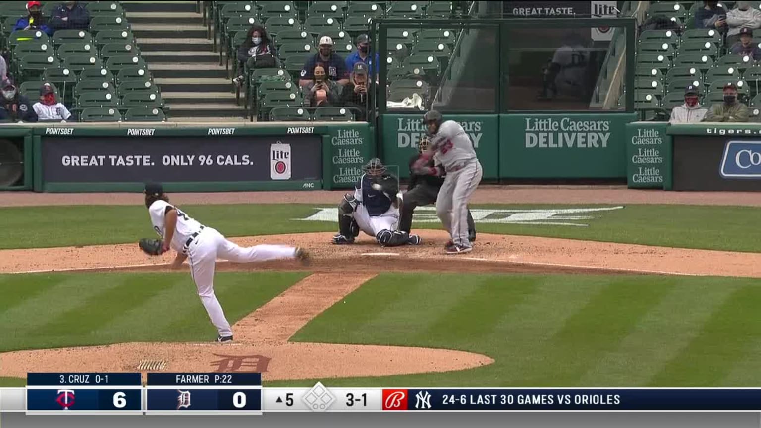 Nelson Cruz smashes his second home run of the game | 04/05/2021 ...