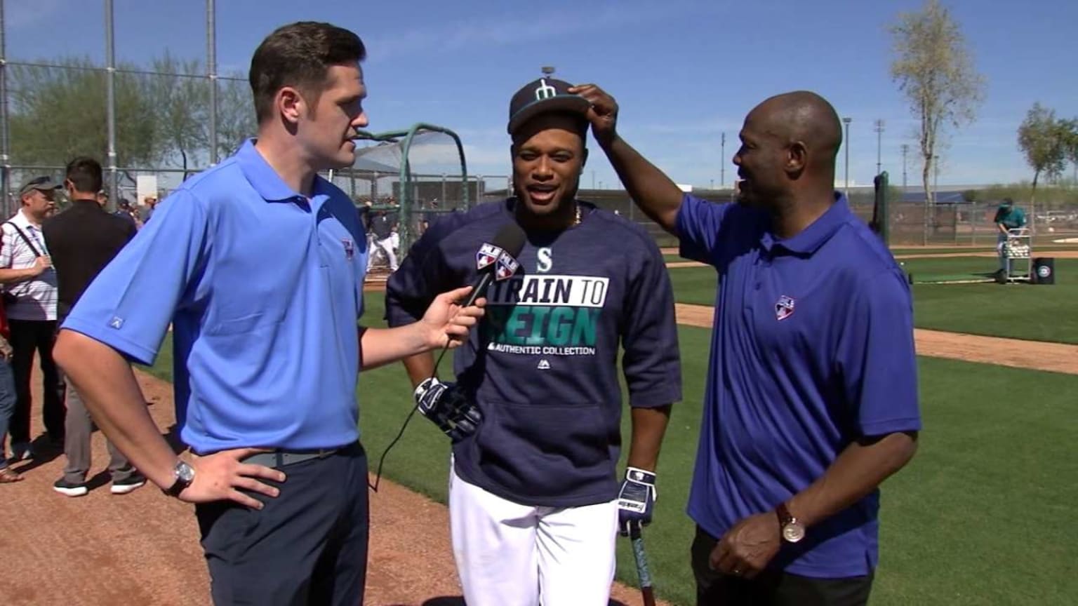 Cano a superstar and mentor | 02/22/2017 | MLB.com