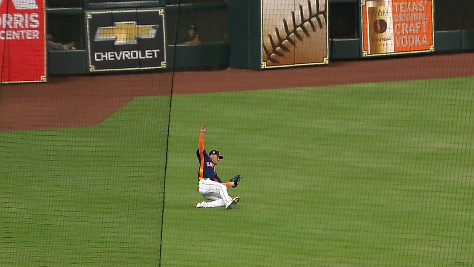 Aledmys Díaz's sliding catch | 07/17/2022 | Cleveland Guardians