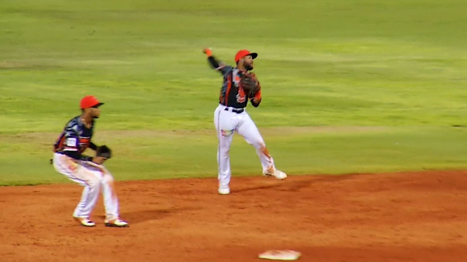 Wendell Rijo sella el triunfo de Toros con gran out | 10/11/2021 | Los ...