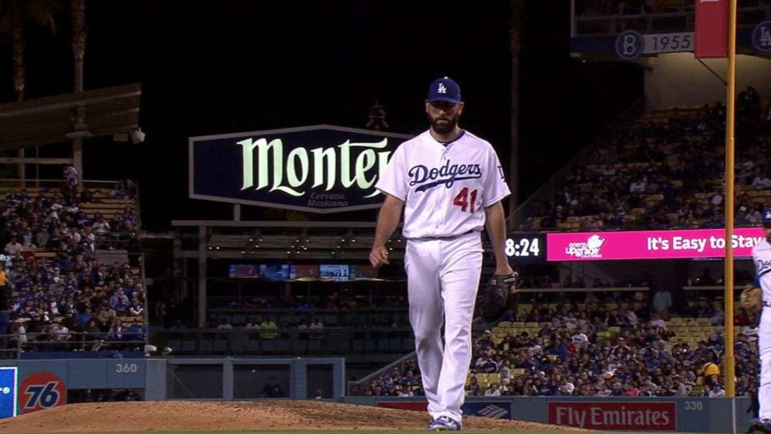 Hatcher escapes a jam in the 7th | 04/30/2016 | MLB.com