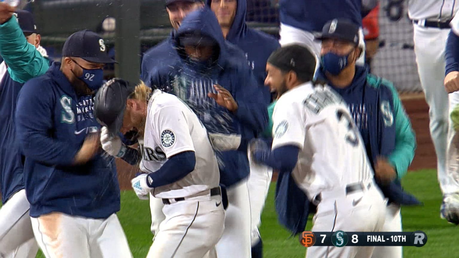 Jake Fraley draws a walk-off walk in the 10th inning | 04/01/2021 ...