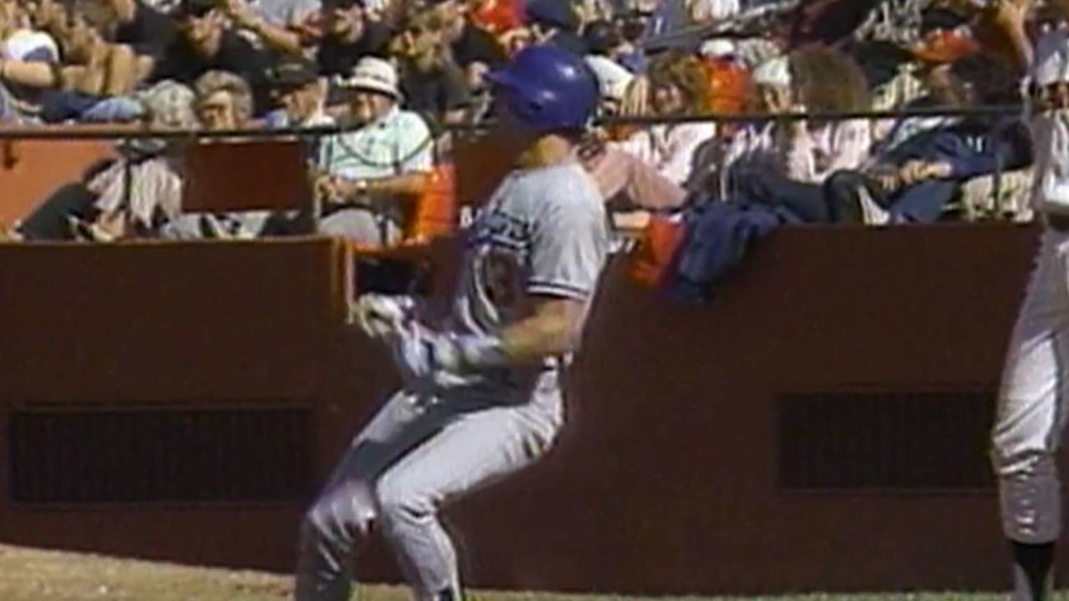 Sax's 200th hit of 1986 season | 09/27/1986 | MLB.com
