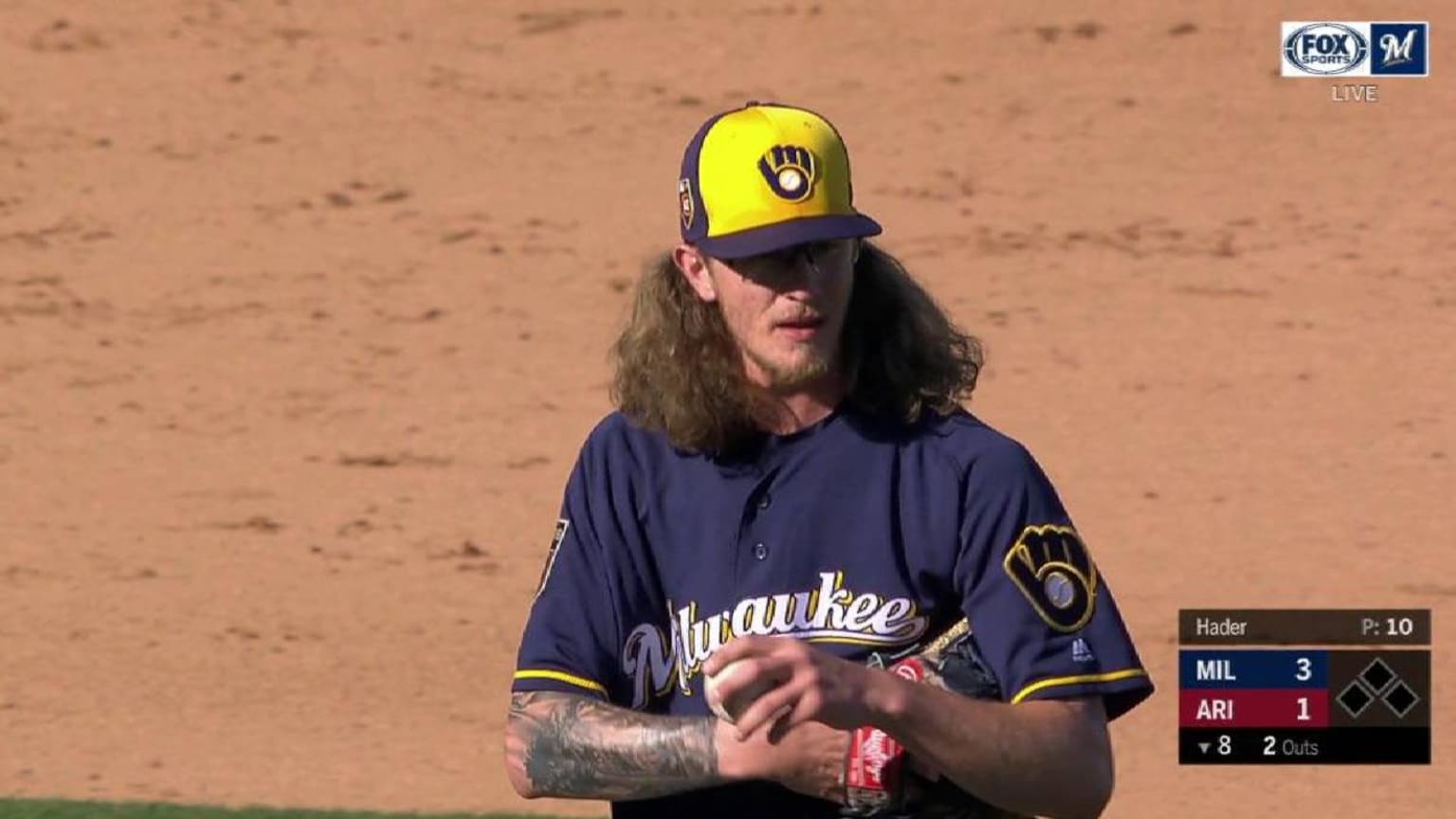 MIL@ARI: Hader freezes Reinheimer with a fastball | 03/01/2018 ...