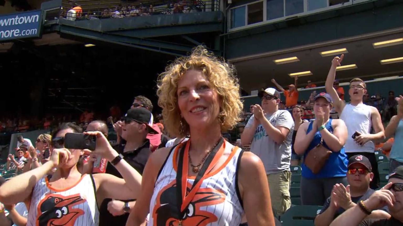 Birdland Hero: Dr. Lori Edwards | 07/24/2016 | MLB.com