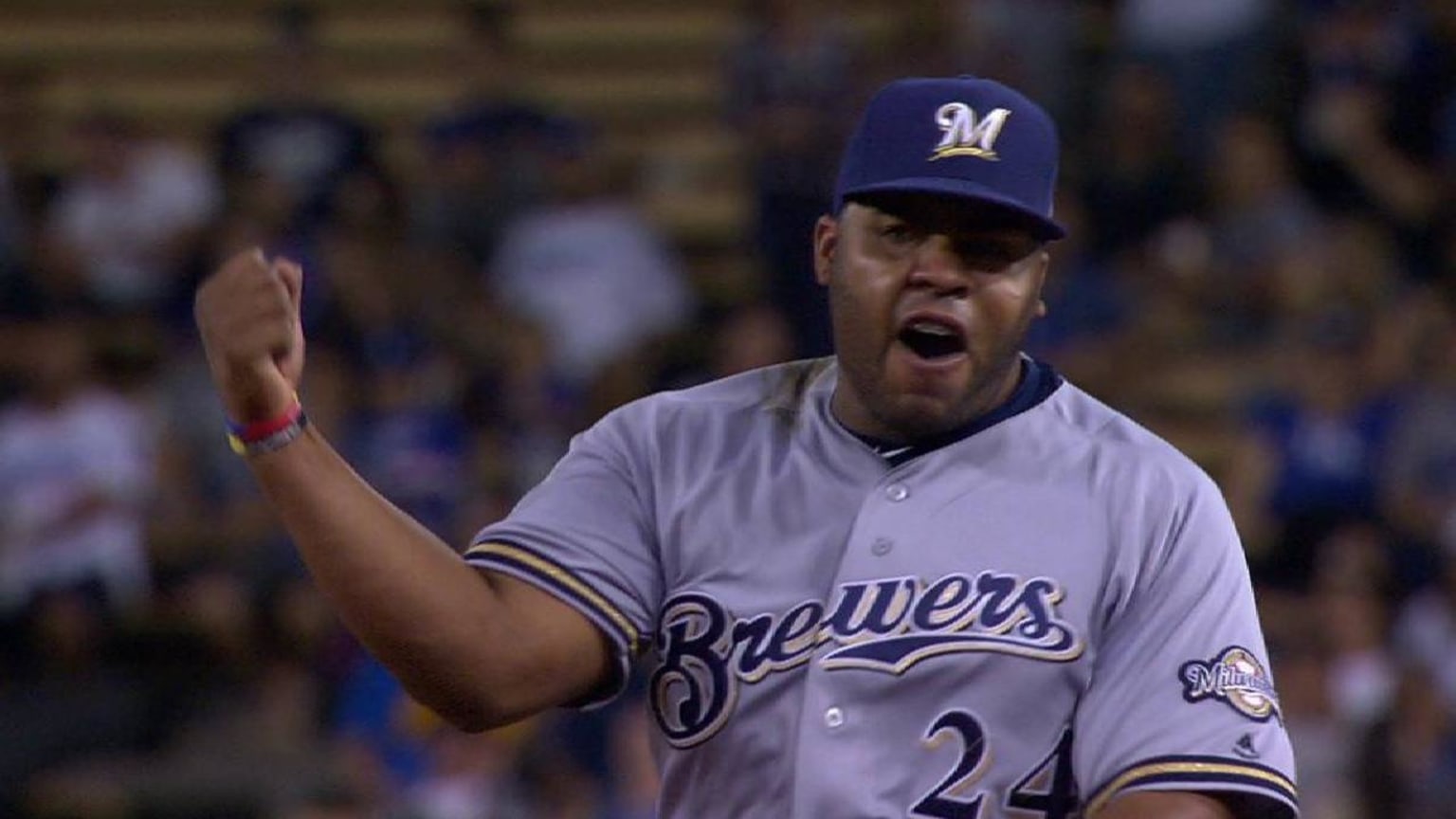 MIL@LAD: Aguilar, Brewers turn double play to end 6th | 08/01/2018 ...