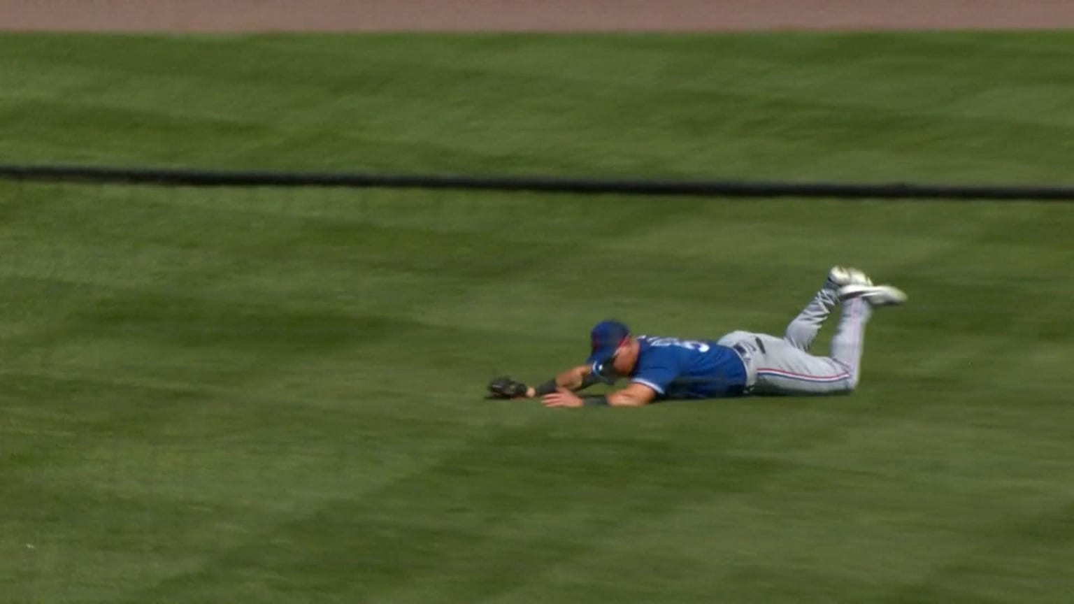 Kole Calhoun makes a diving catch from right field | 03/24/2022 | Texas ...