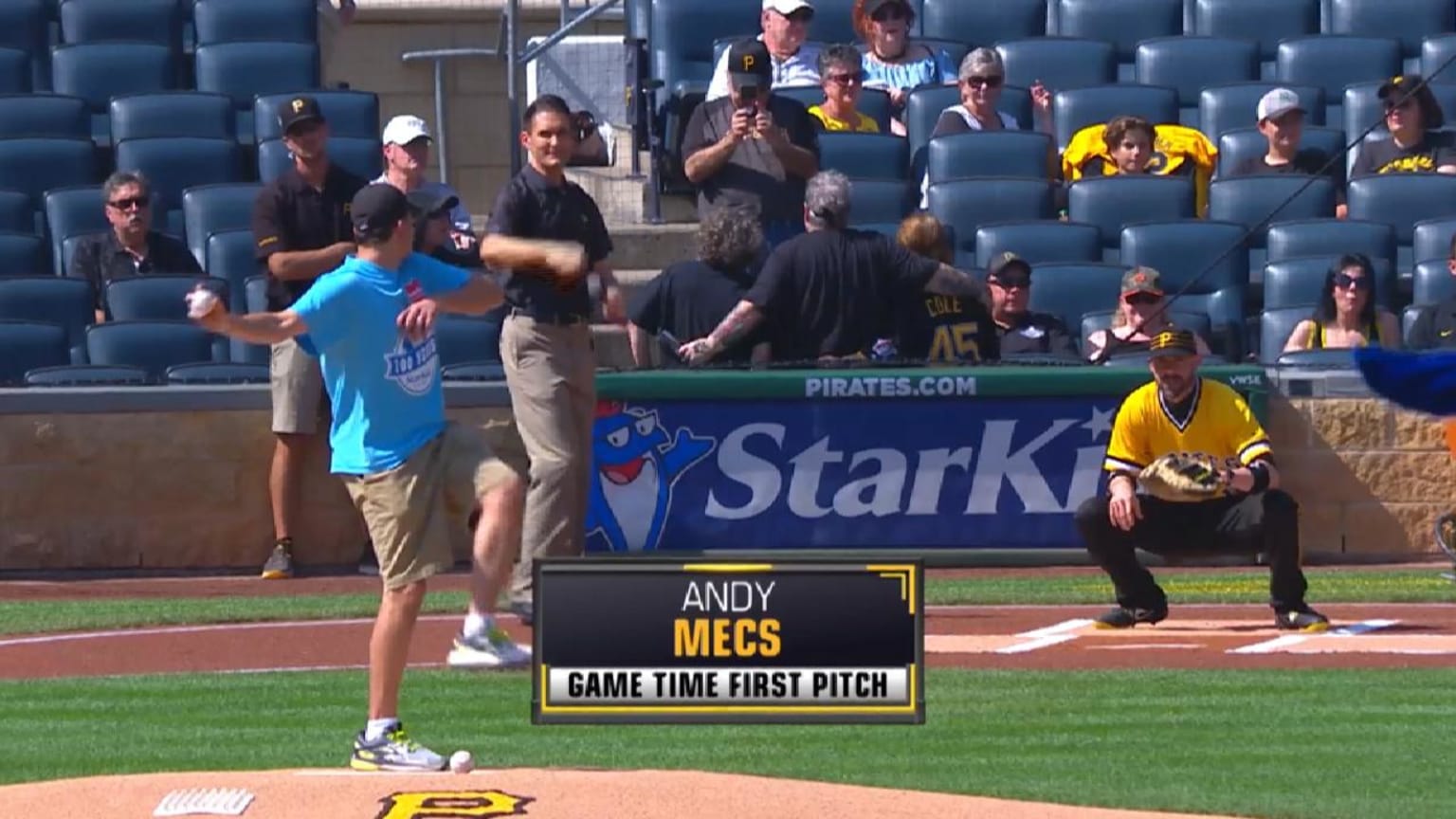 9/23/17: Pirates First Pitch: Andy Mecs | 09/24/2017 | MLB.com
