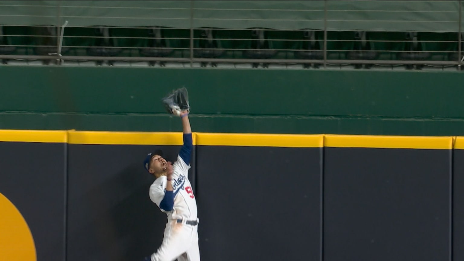 IT's All-MLB basketball team | 01/20/2021 | MLB.com