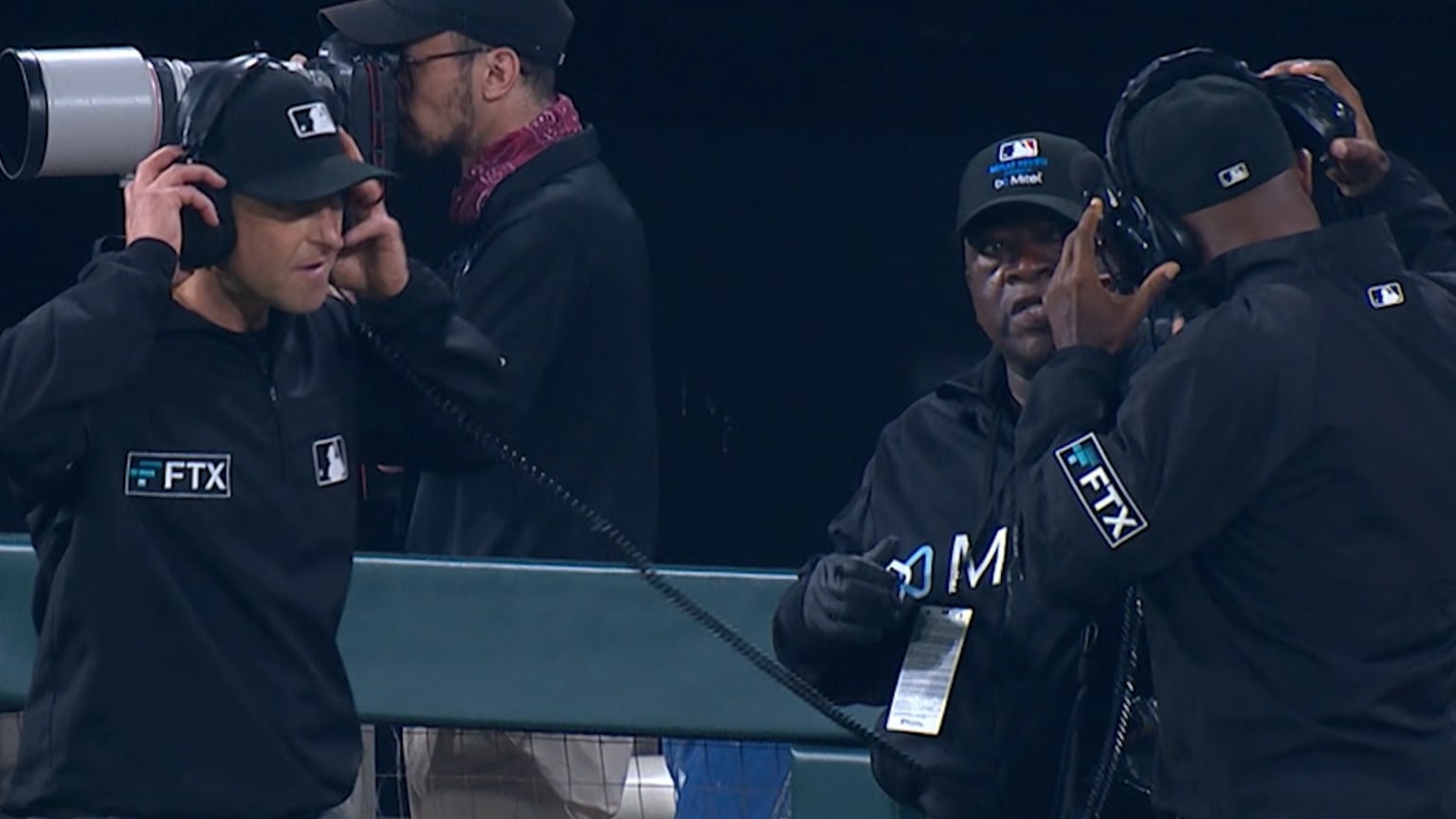 White Sox secure victory after overturned challenge | 07/20/2021 ...