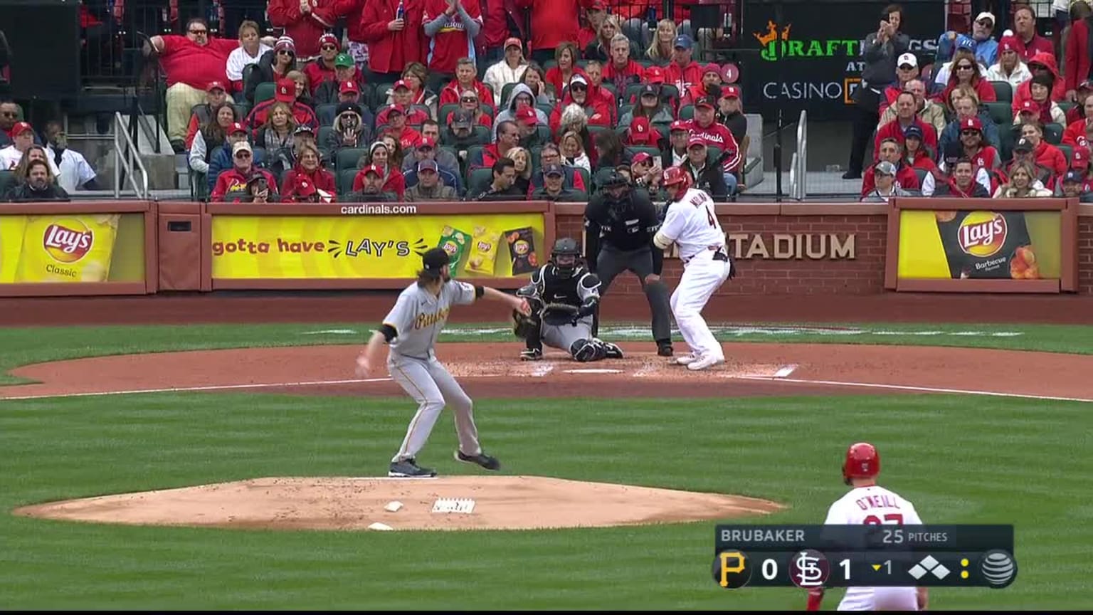 JT Brubaker retires Yadier Molina on a soft groundout | 04/07/2022 ...