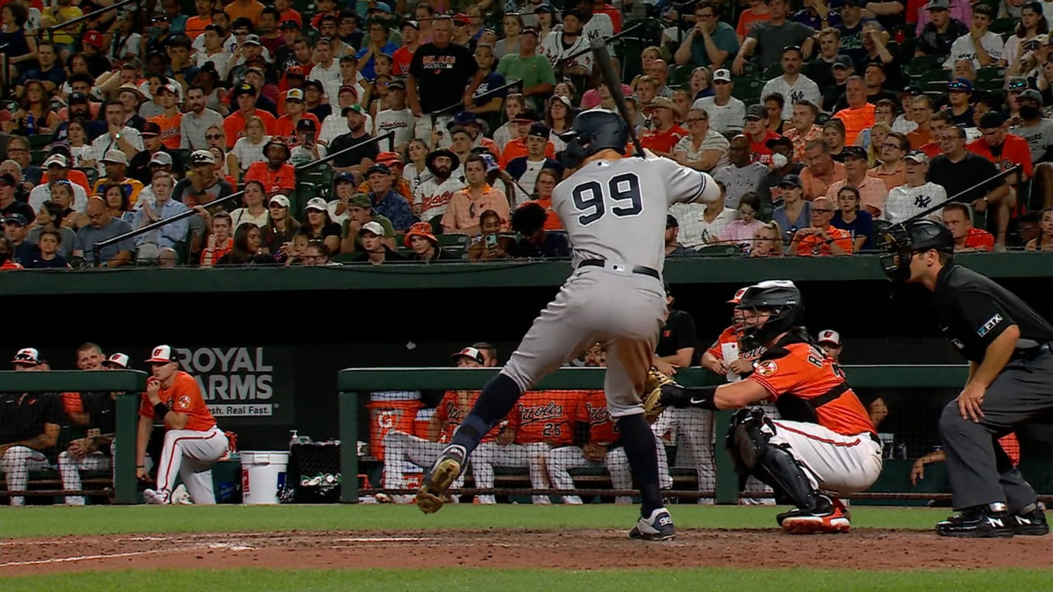 Aaron Judge collects four hits, two RBIs against O's | 07/23/2022 | Los ...