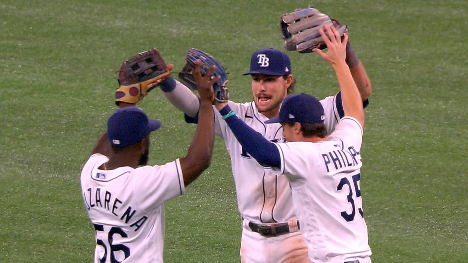 Colin Poche gets Martinez to pop out sealing the win | 07/13/2022 ...