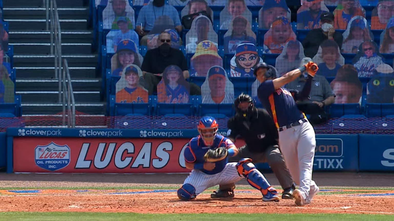Taylor Jones drops a two-run double into center field | 03/16/2021 ...