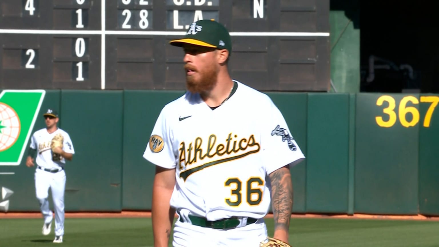 Adam Oller strikes out Luis González in the 4th | 08/06/2022 | Athletics