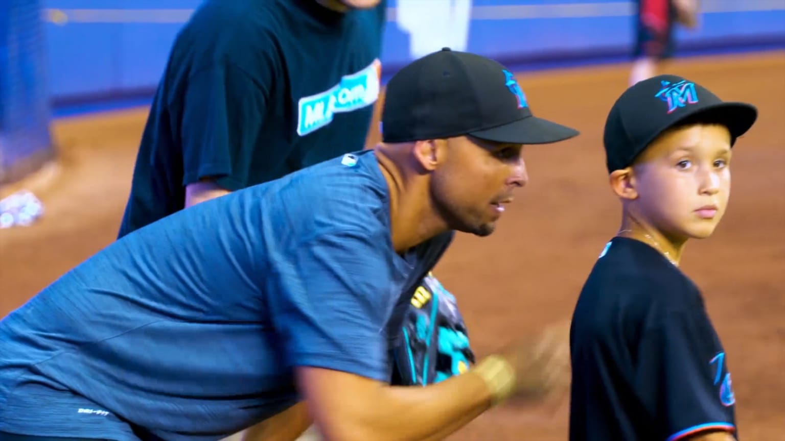 Shag Balls at Batting Practice | 01/22/2020 | Miami Marlins