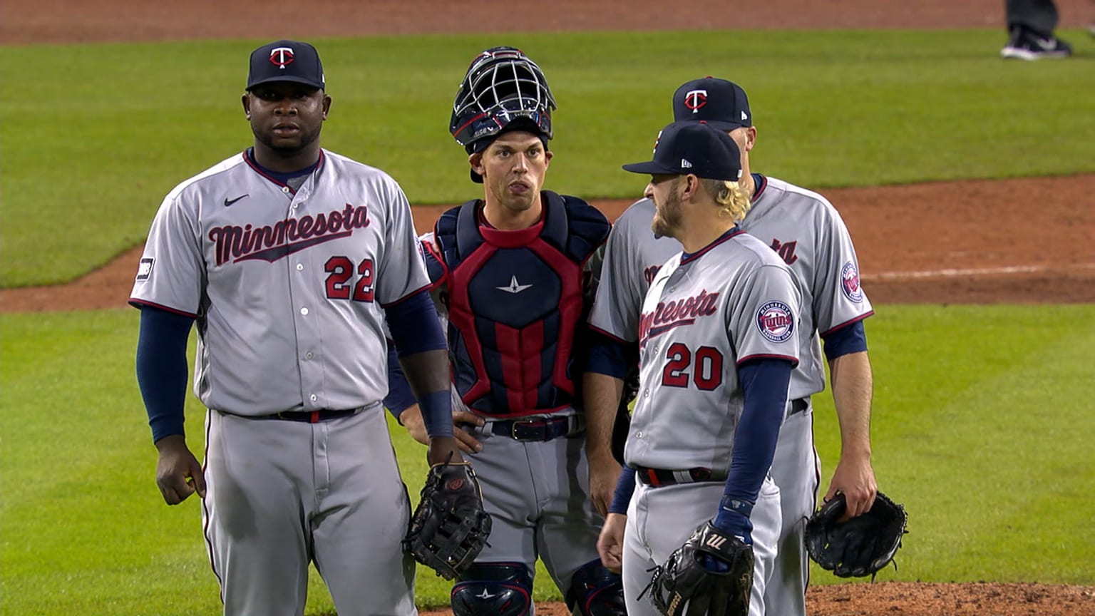 Caleb Thielbar records final out to seal win | 05/07/2021 | Minnesota Twins