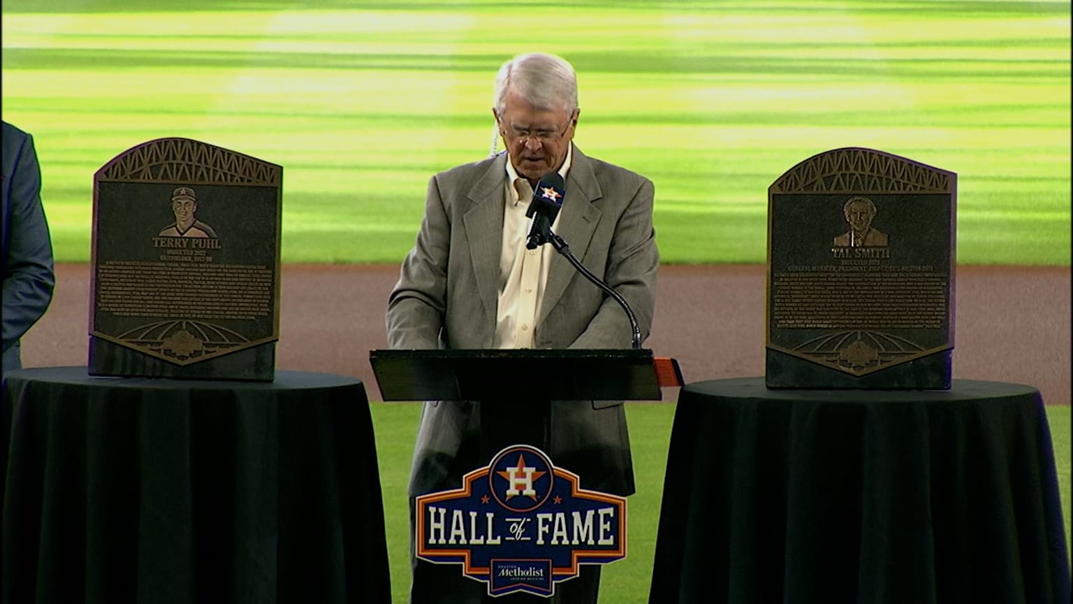 Astros honor Terry Puhl and Tal Smith before the game | 08/13/2022 ...