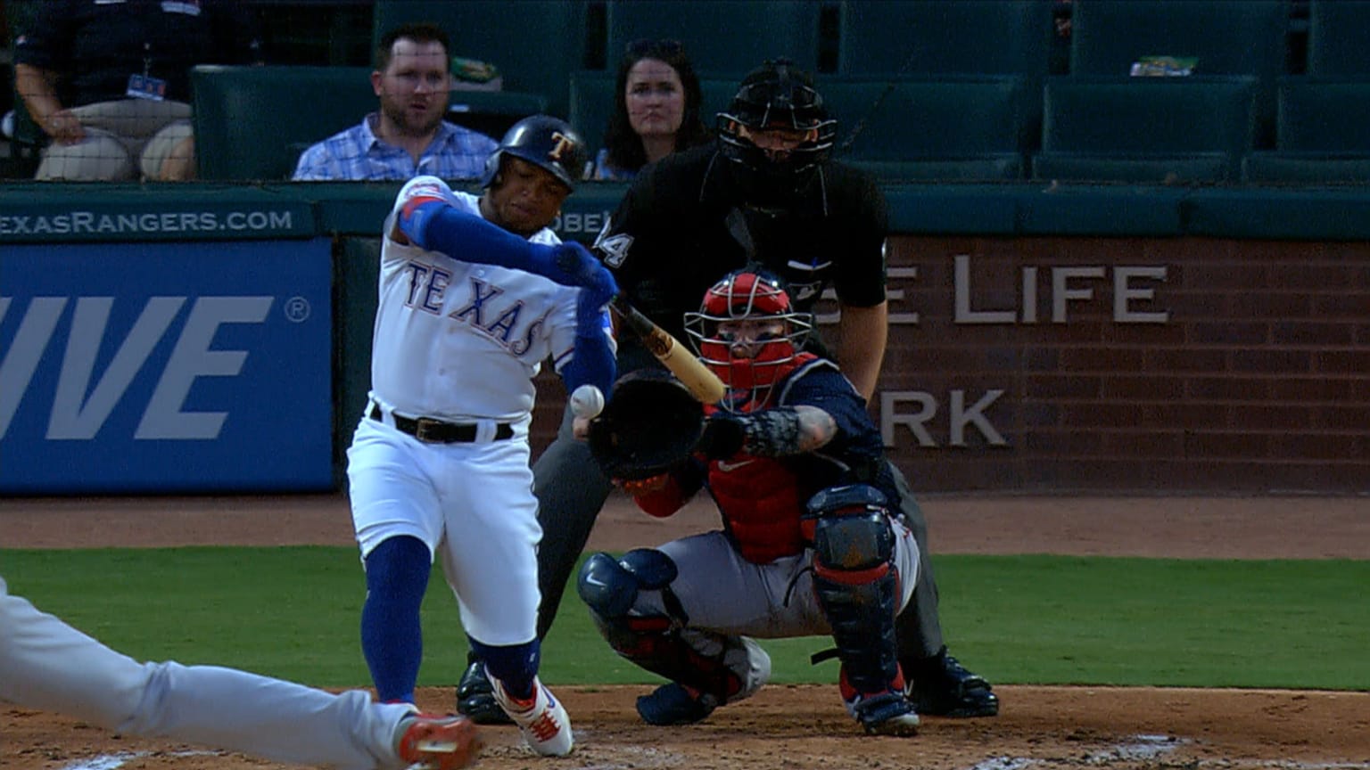 BOS@TEX: Calhoun HBP as call overturned in 1st | 09/25/2019 | Texas Rangers