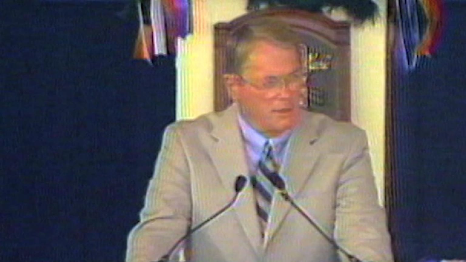 Jim Bunning inducted into the Baseball Hall of Fame | 05/27/2017 | Los ...